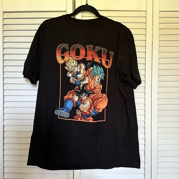 Hot Topic | Shirts | Toei Animation Dragonball Z Goku Graphic Tee ...